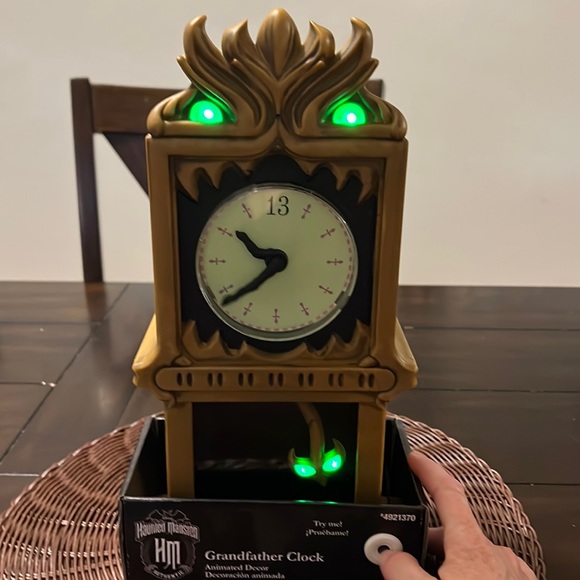 Disney | Other | Disney Haunted Mansion Animated Grandfather Clock ...